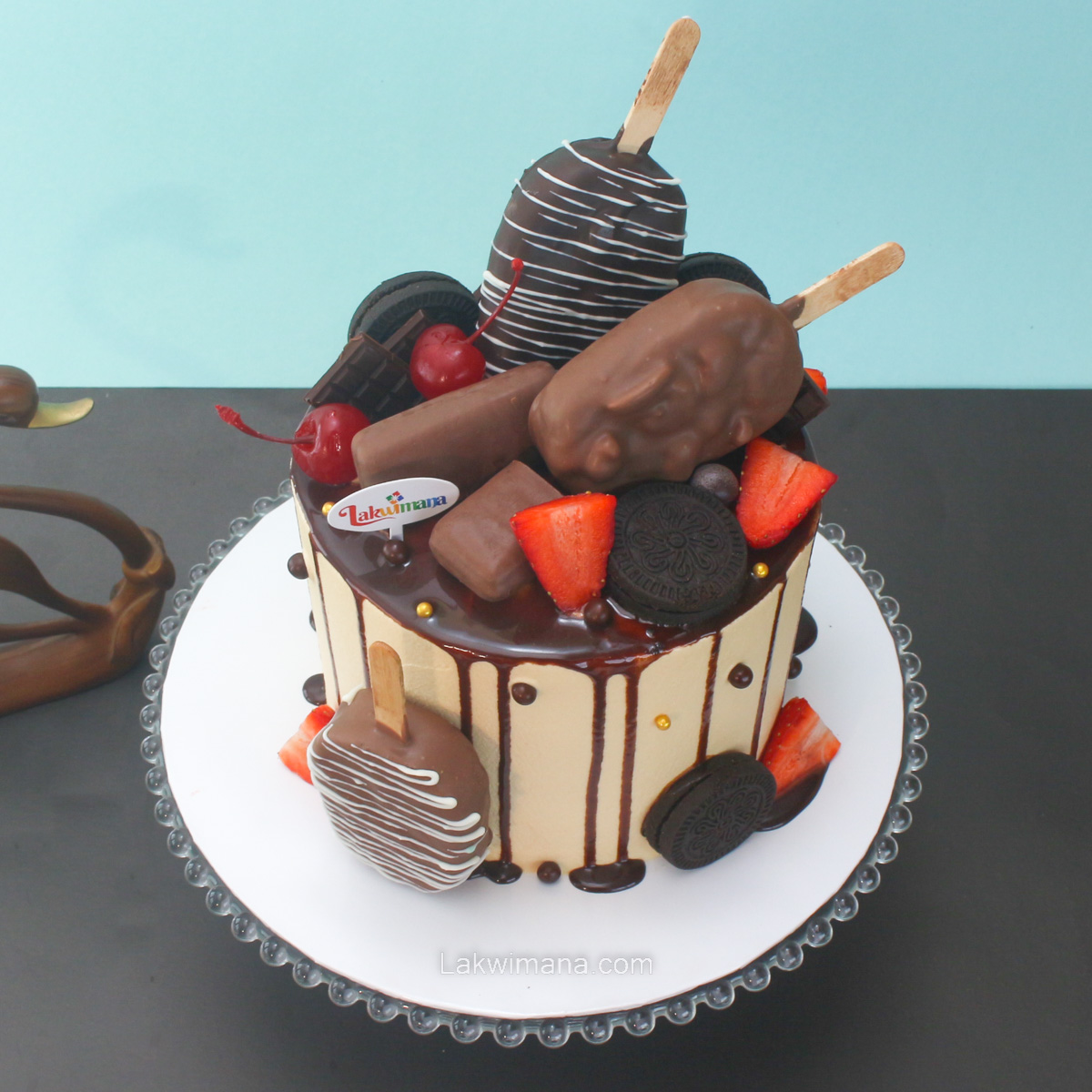 Chocolate Overload Cake - 1.5Kg, Lakwimana