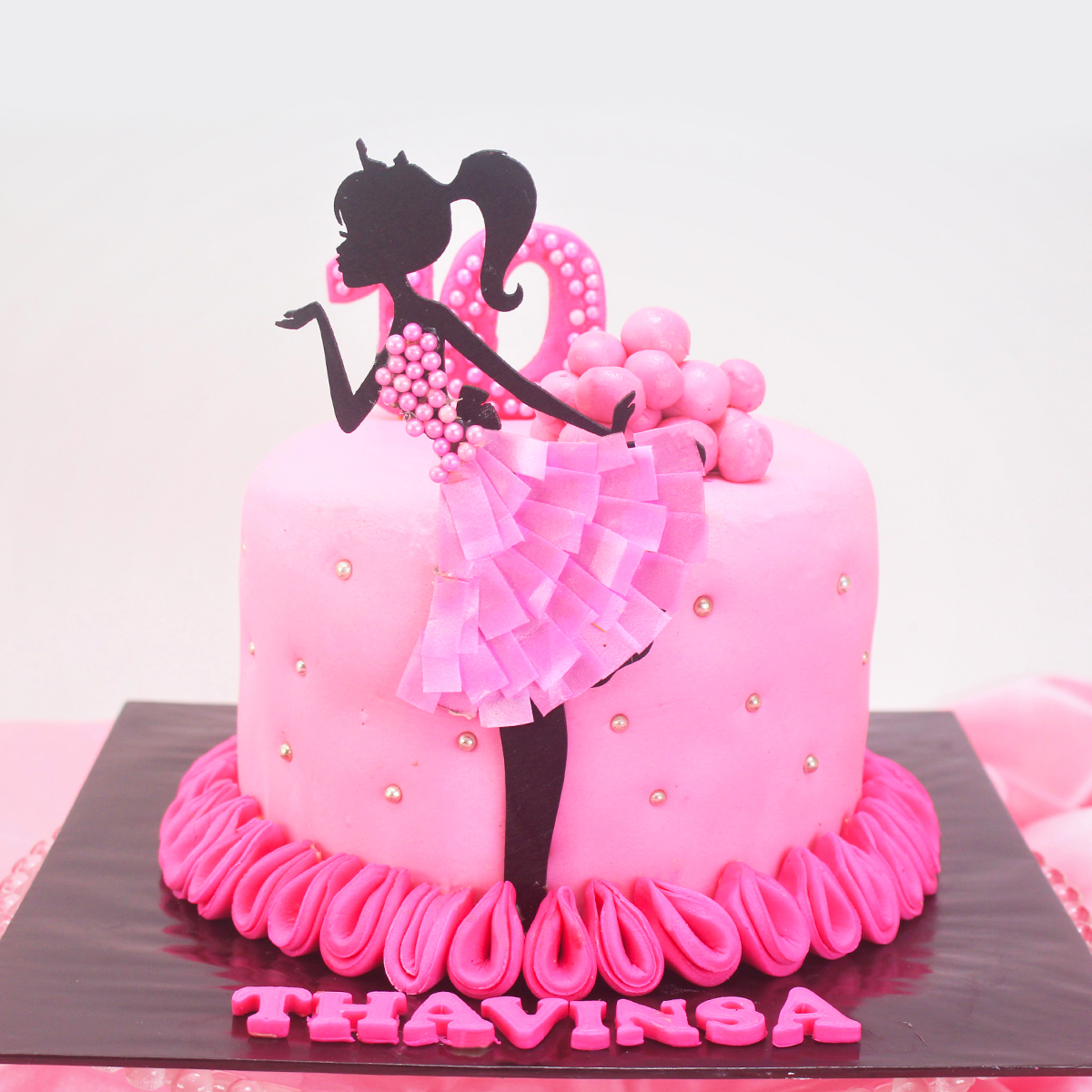Lady in Pink Dress Cake 1.3kg, Lakwimana