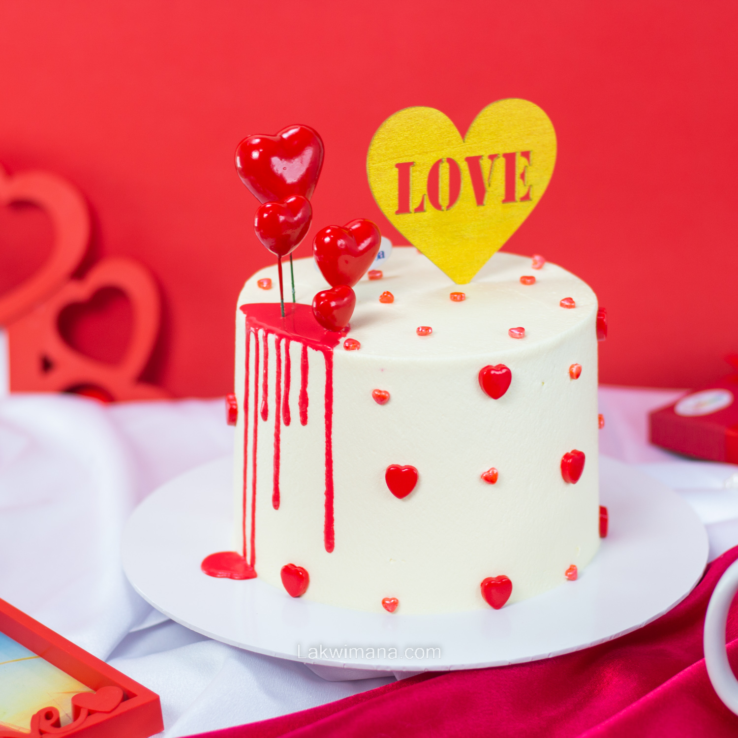 Love Drip Cake | Valentine's Day Cake, Lakwimana