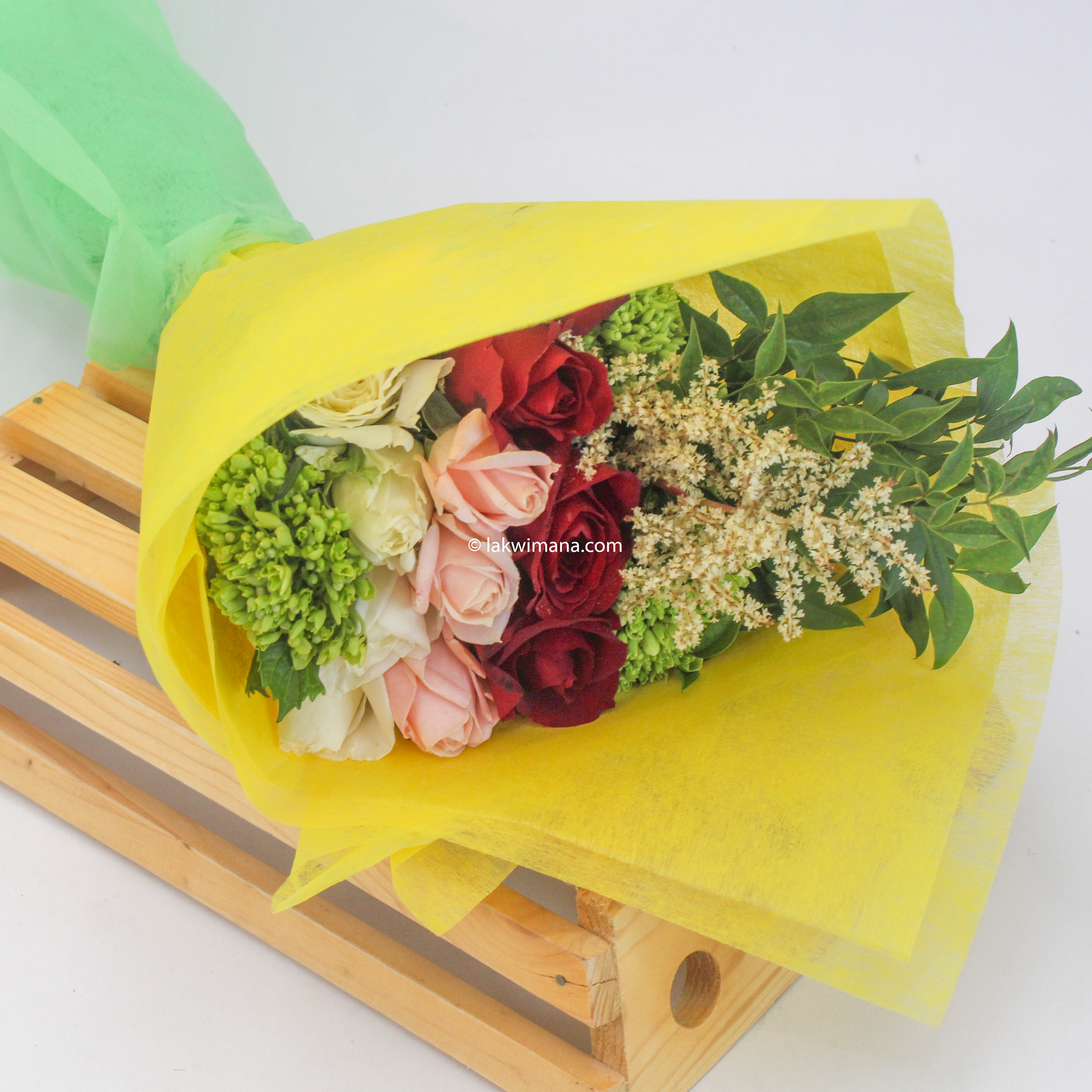 Rosy Beauty Bouquet, Lakwimana